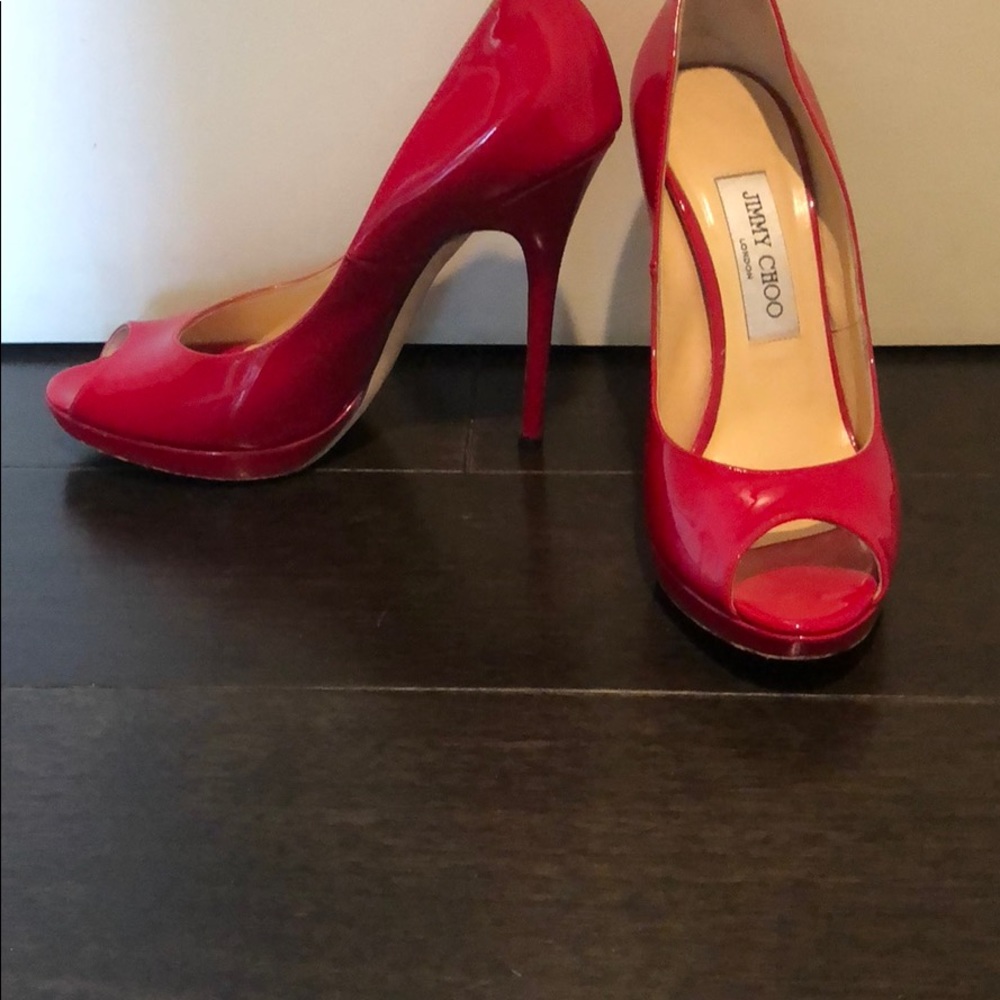 Jimmy Choo Red Patent Leather Pumps. - Gem